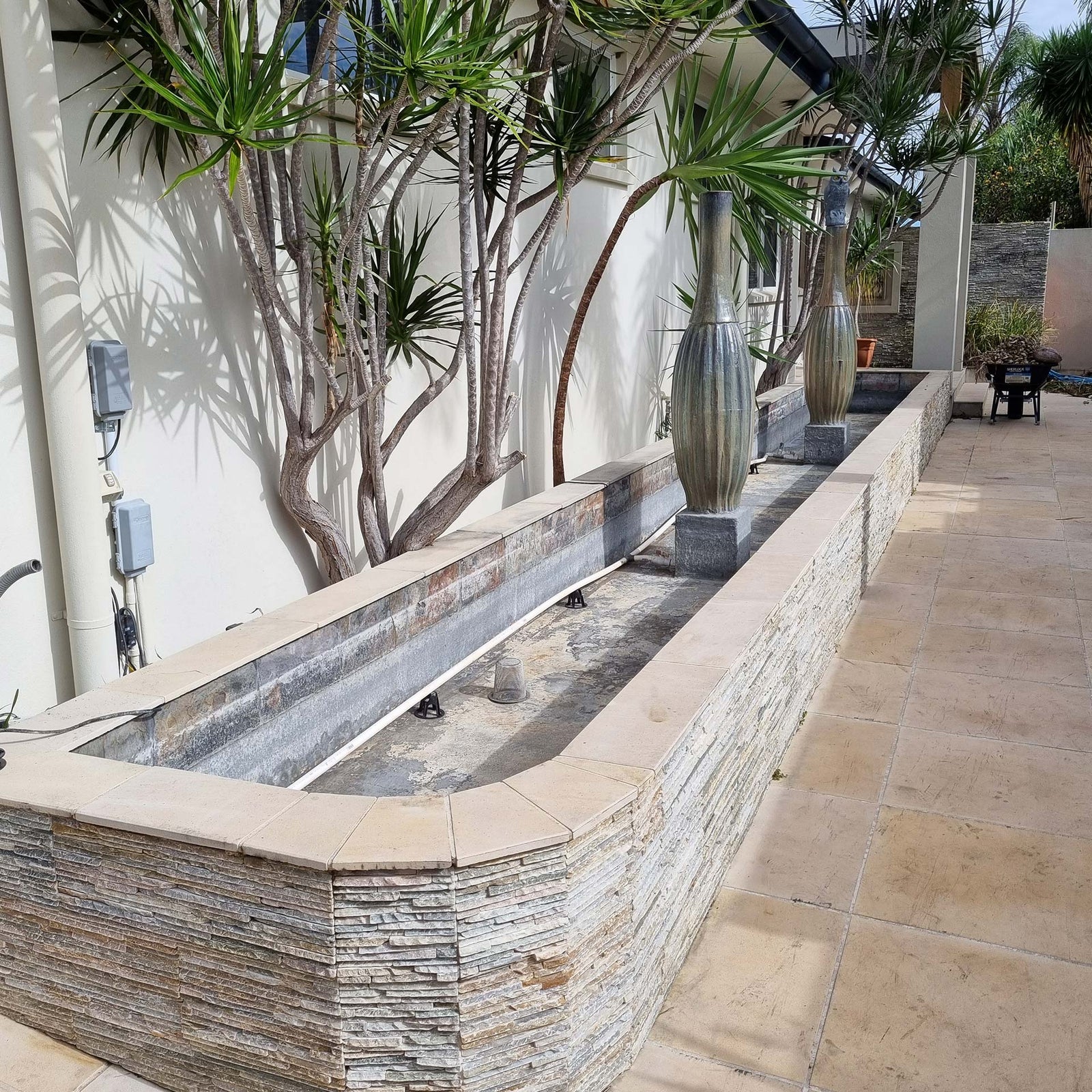 How to waterproof Ponds / Water Features